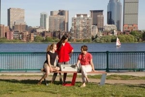 Solar-powered 'smart' benches coming to Boston - KnowTechie