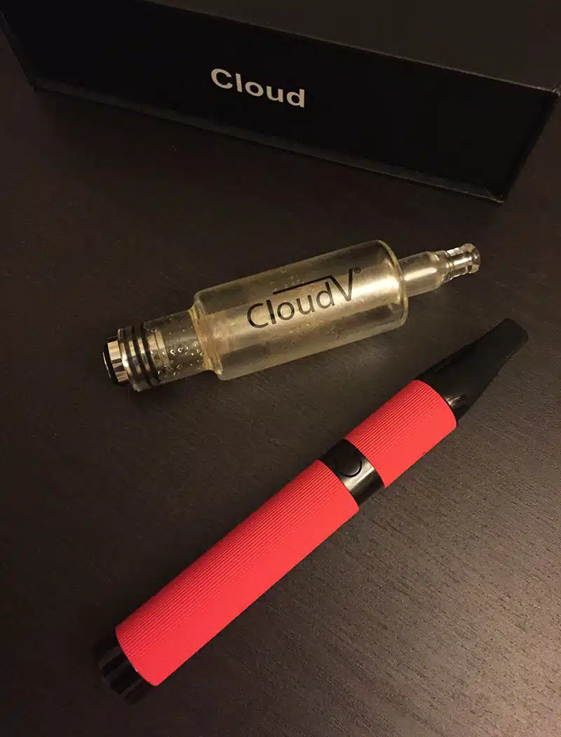 Review: The Cloud V Phantom Premium Portable Vaporizer | KnowTechie