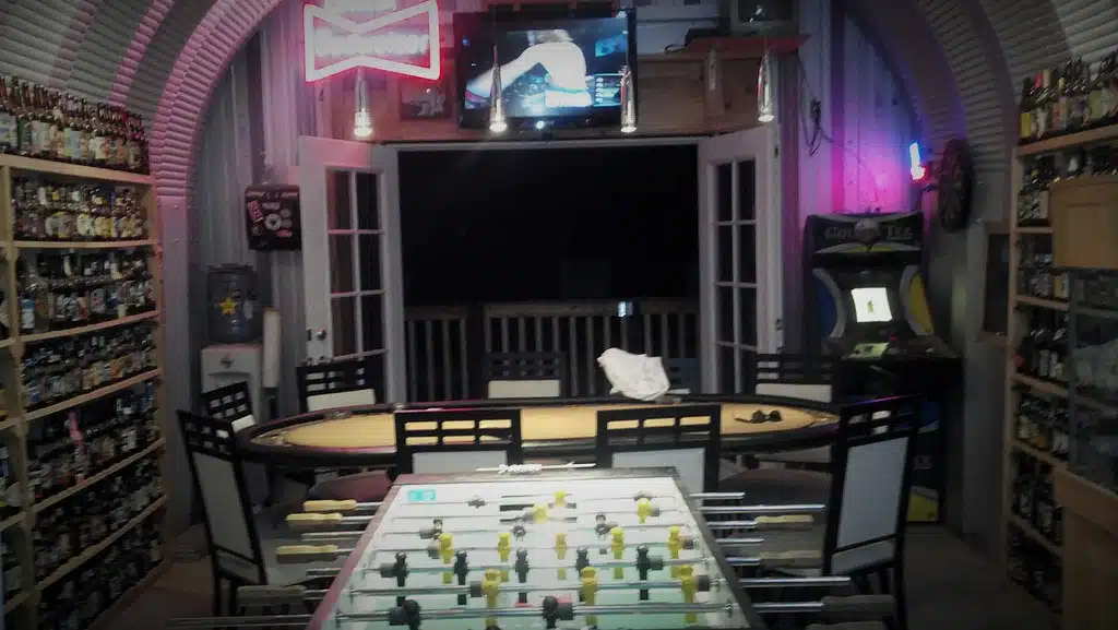 Man-cave marketing: catering your E-commerce store for male shoppers ...