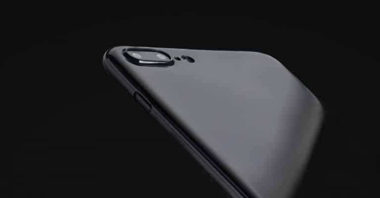 This insanely thin case transforms your iPhone into Jet Black for just ...
