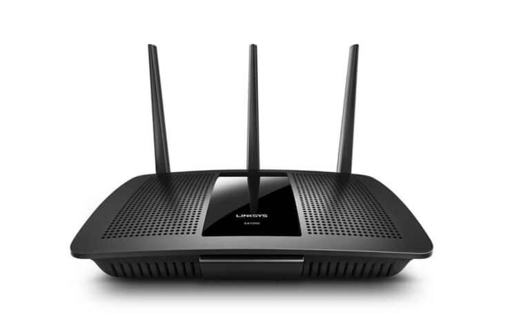 6 obvious reasons why you should replace your ISP’s router