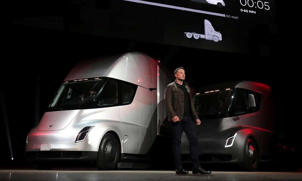 Watch how insanely fast Tesla's new Semi accelerates in this newly ...