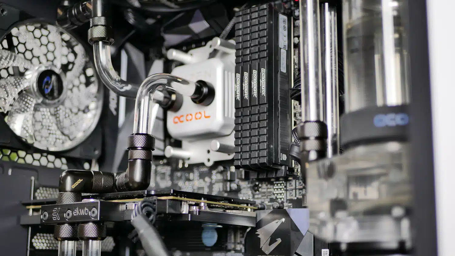 Review: The Raidmax Sigma - Revisited