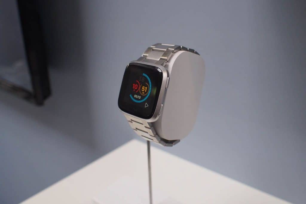 Review: Fitbit Versa – The best smartwatch yet?