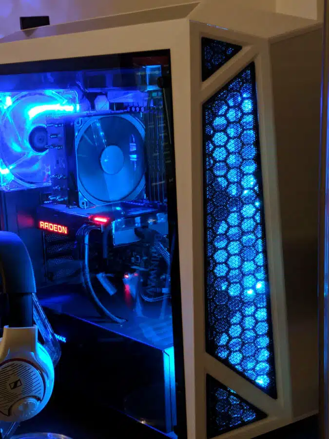 Review: The Raidmax Sigma ATX case