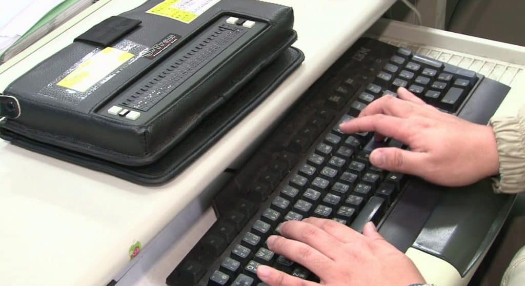 Microsoft and Apple are teaming up to finally standardize braille displays