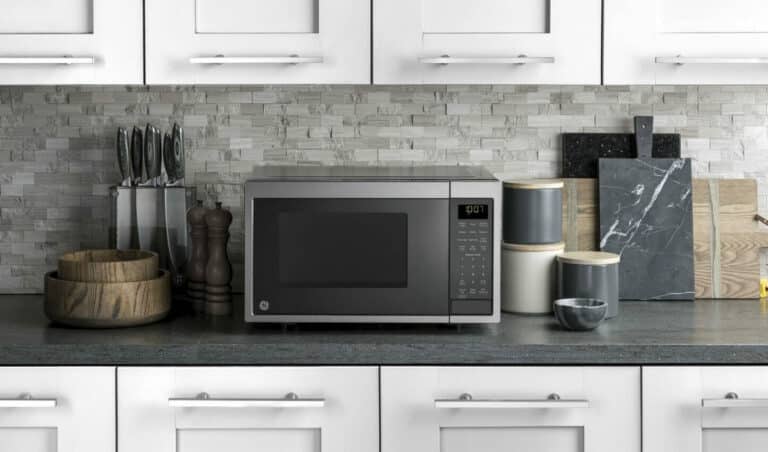 This new GE microwave will let you scan barcodes so you can cook better ...