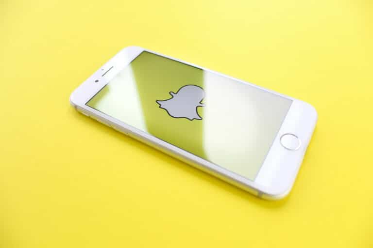 Snapchat might be launching a new visual shopping tool for Amazon