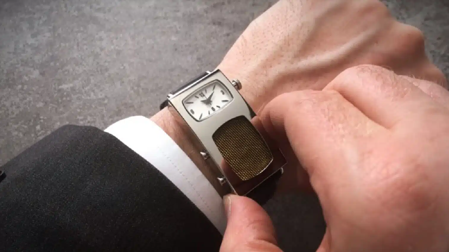 Someone made a real version of the Dick Tracy watch and I must have it