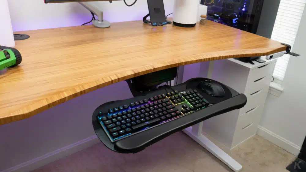 Review: UPLIFT Desk adjustable height standing desk