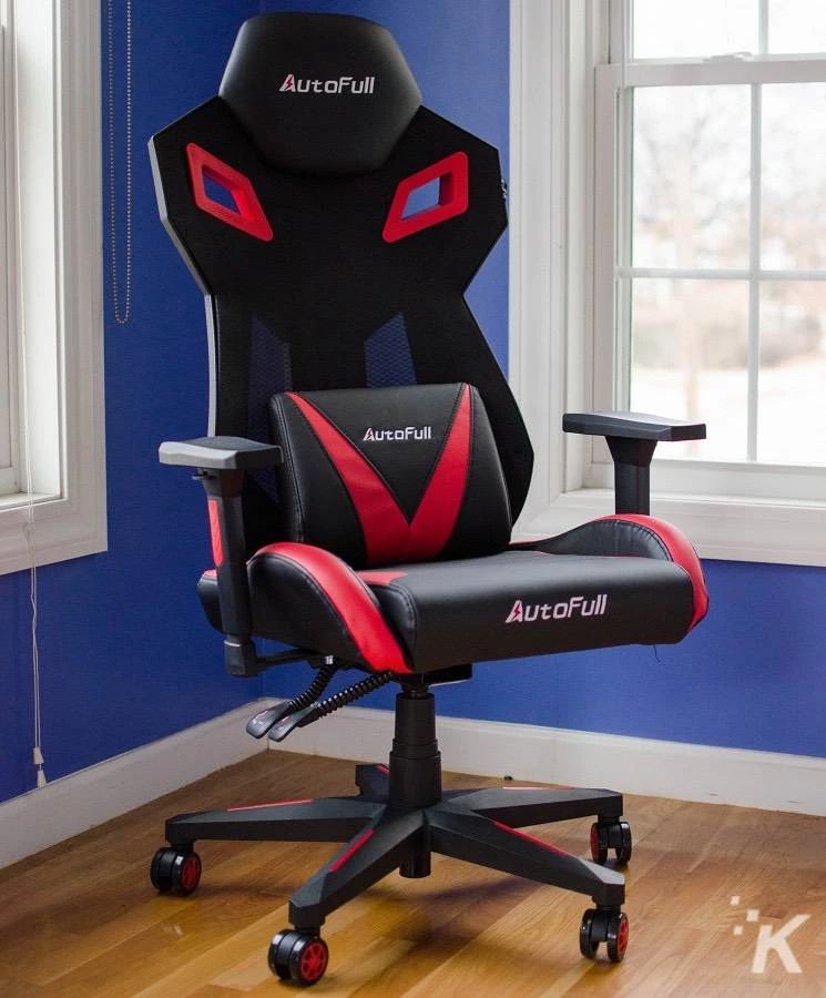 Review: The AutoFull racing-style gaming chair - like NASCAR with lumbar