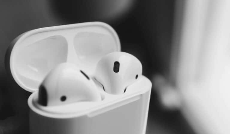 Which Apple AirPod contains the microphone?