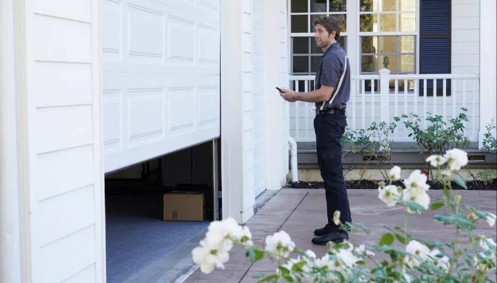 Key by Amazon will let all the right people have access to your property