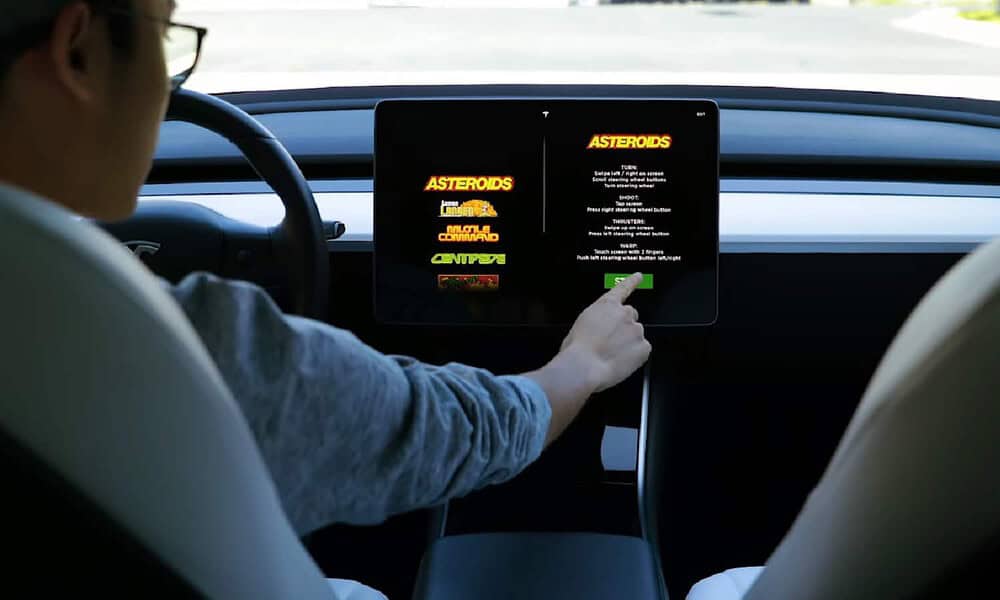Tesla is seriously putting retro Atari games in its cars again