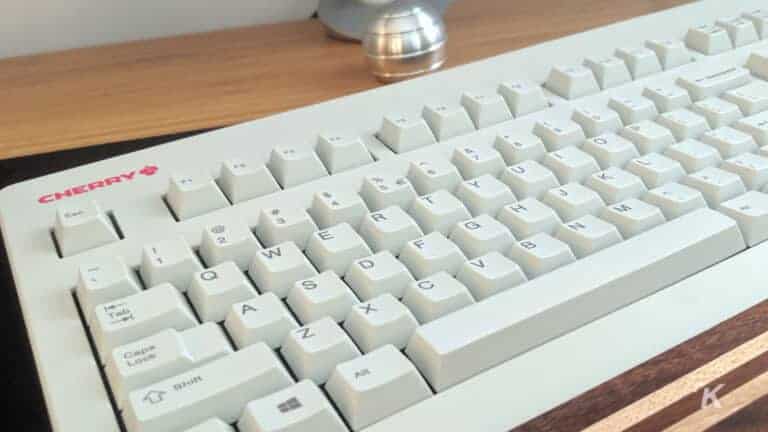 Who invented the first mechanical keyboard and why?