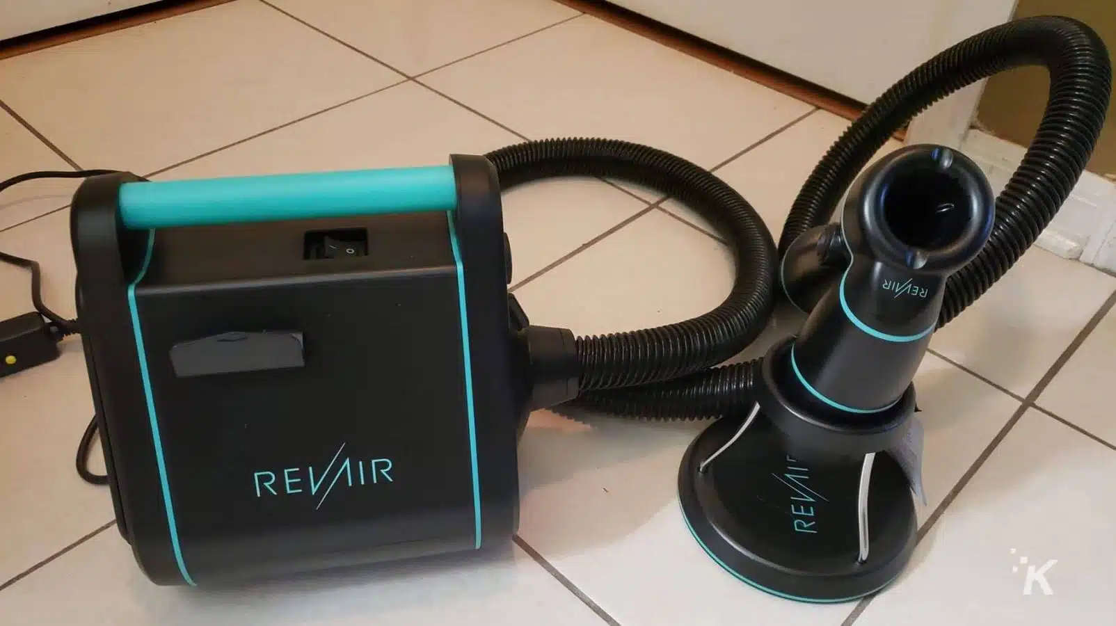 Review: RevAir hair dryer - it surprisingly sucks (in a good way)