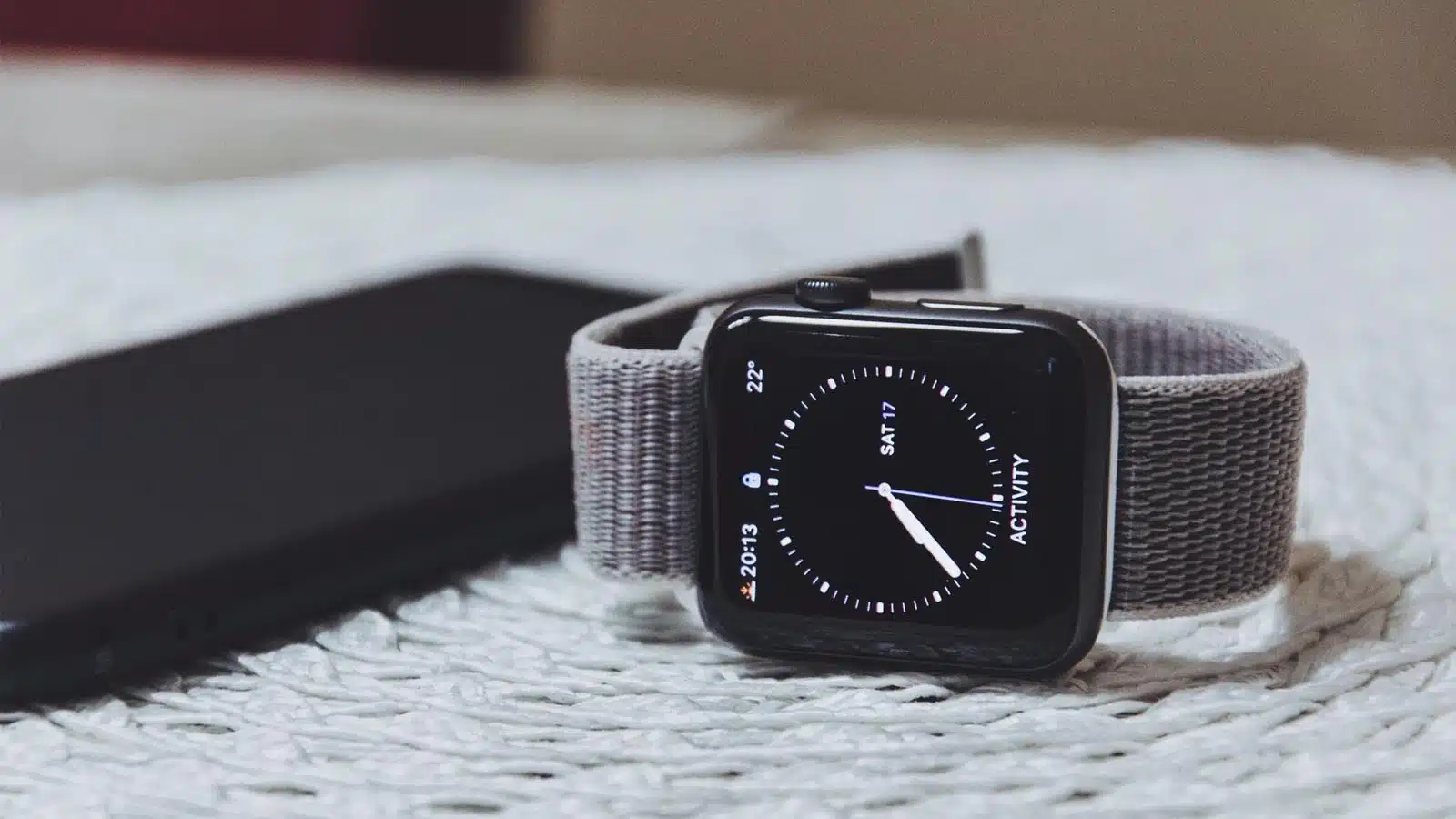 Wearables like the Apple Watch are selling better than ever