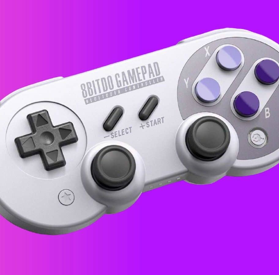 Motorola's Razr foldable flip phone could launch as early as this summer