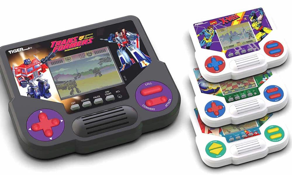 Hasbo is bringing back those Tiger Electronics handhelds from the '90s