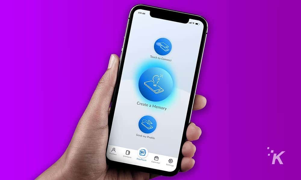StayTouch lets you exchange contact info just by tapping phones together