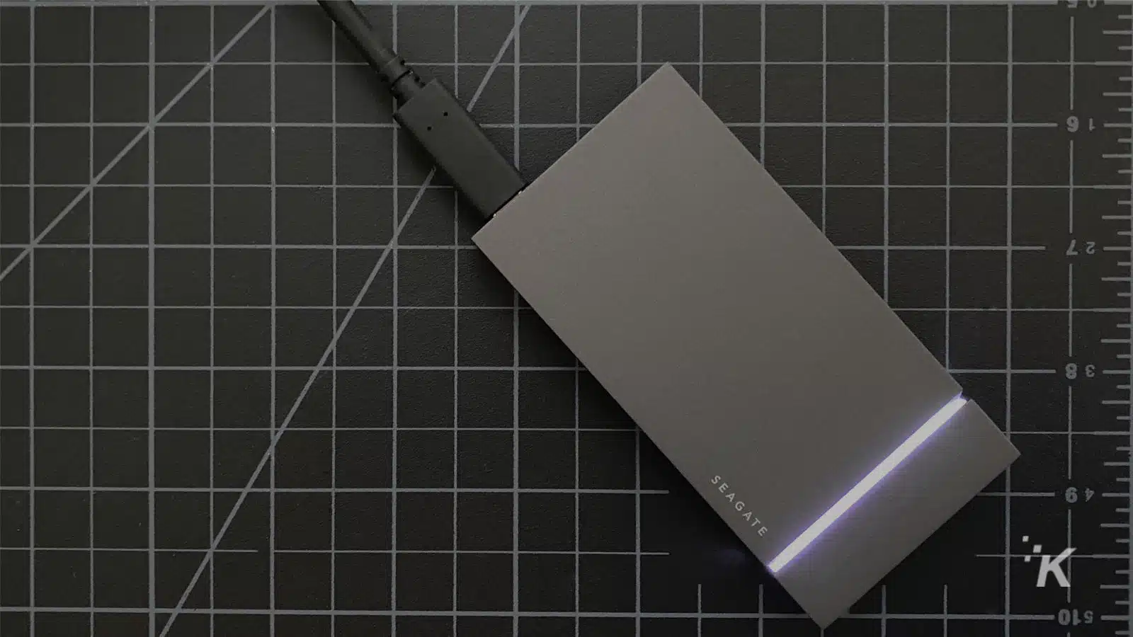 Review: Seagate Firecuda External Gaming SSD | KnowTechie