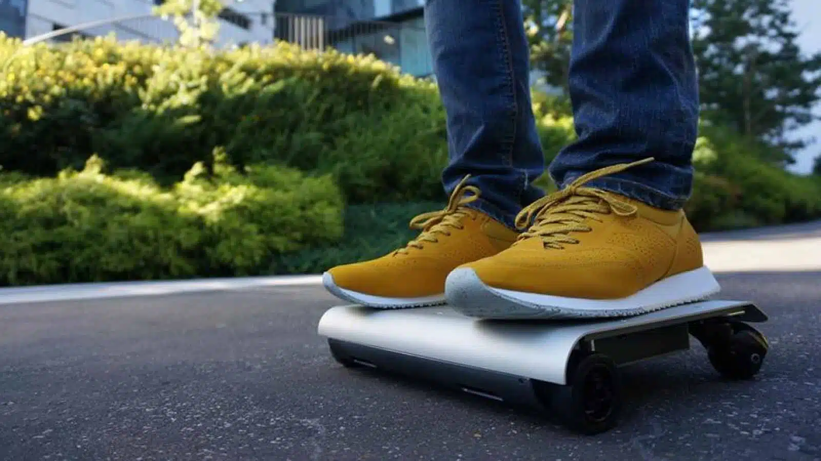 WalkCar is a scooter that looks like a laptop that you can snag for $1,800
