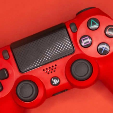 8Bitdo is releasing a tiny Switch controller and it is absolutely adorable