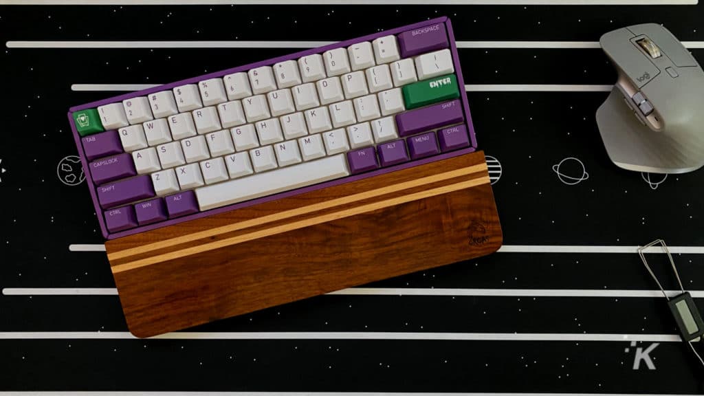 Review: iQunix F60 Joker mechanical keyboard | KnowTechie