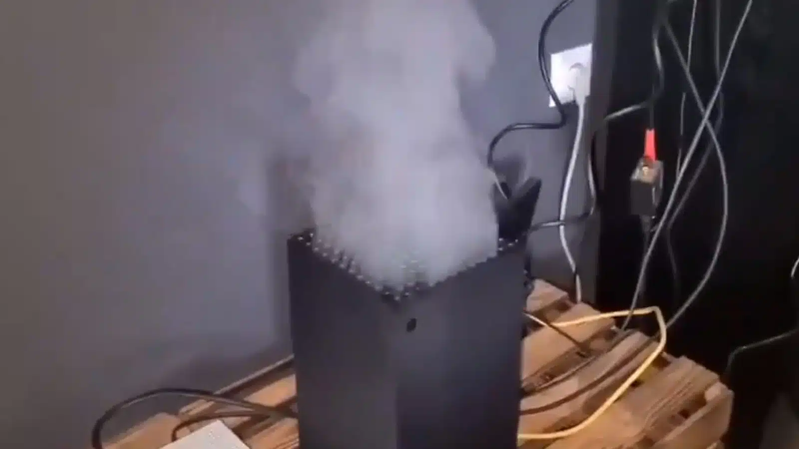 Don't blow vape juice into your Xbox Series X for clout, you dummies