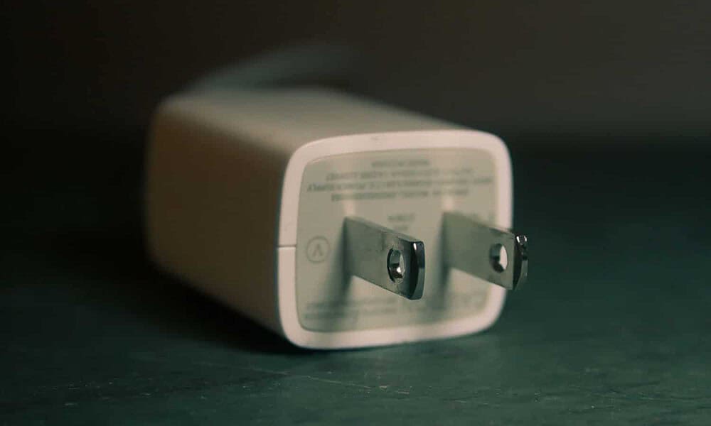 Samsung likely to join Apple in rightfully ditching the charger