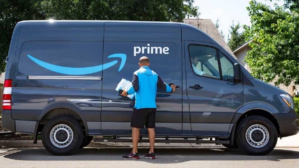 Amazon drivers are being told to ignore safety standards