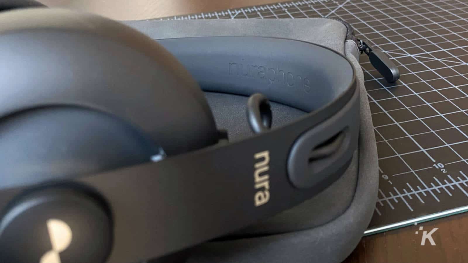 Review: Nuraphone headset and gaming microphone attachment