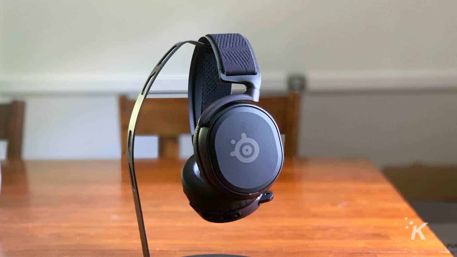 Review: SteelSeries Arctis Prime headset | KnowTechie
