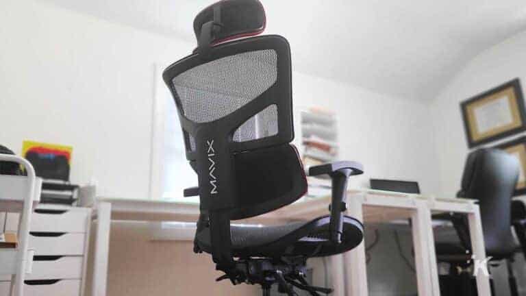 Review: Mavix M7 - a gaming chair that combines style with comfort