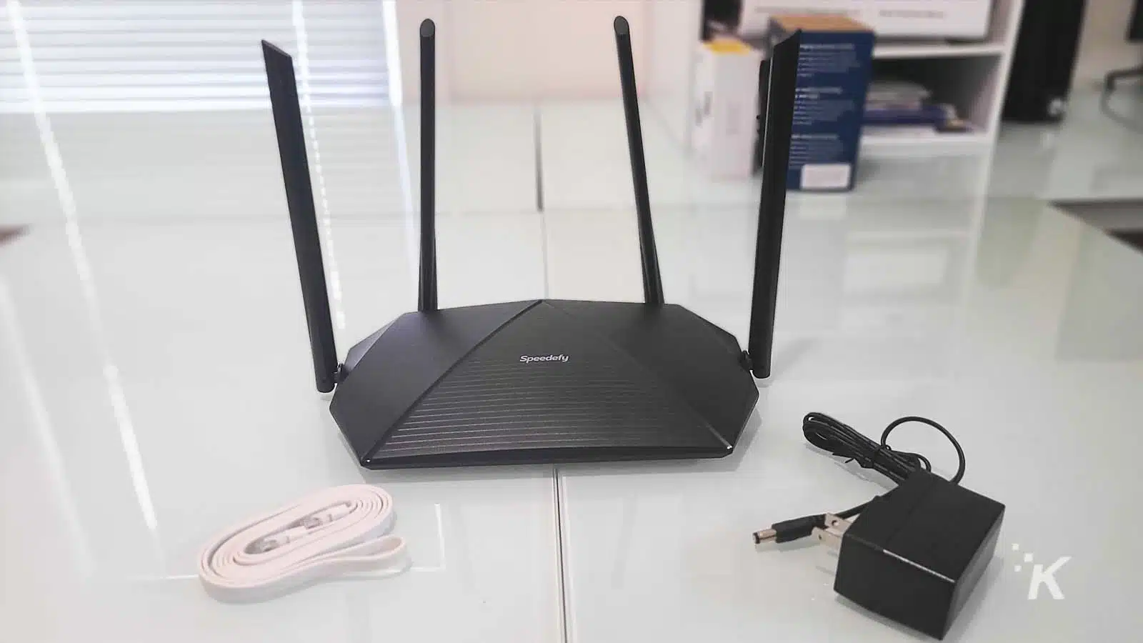 The Speedefy WiFi 6 is a dual-band router that can handle high speeds