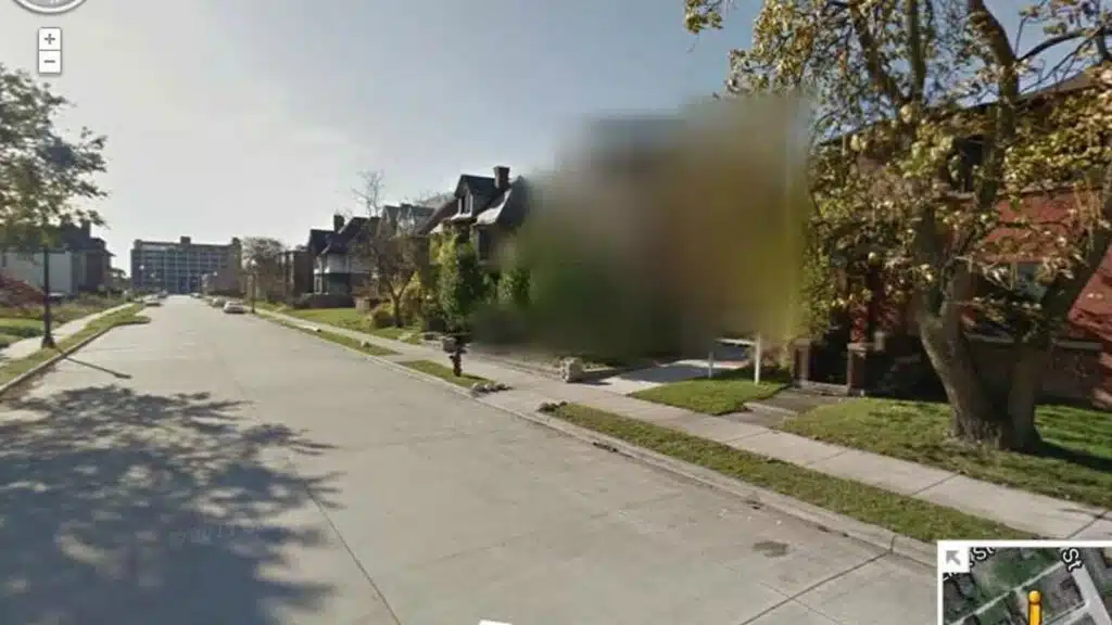 How to blur your house on Google Maps