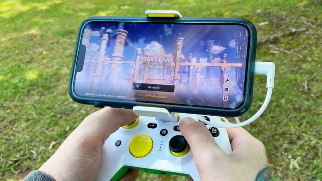 The RiotPWR ESL controller makes mobile games even better