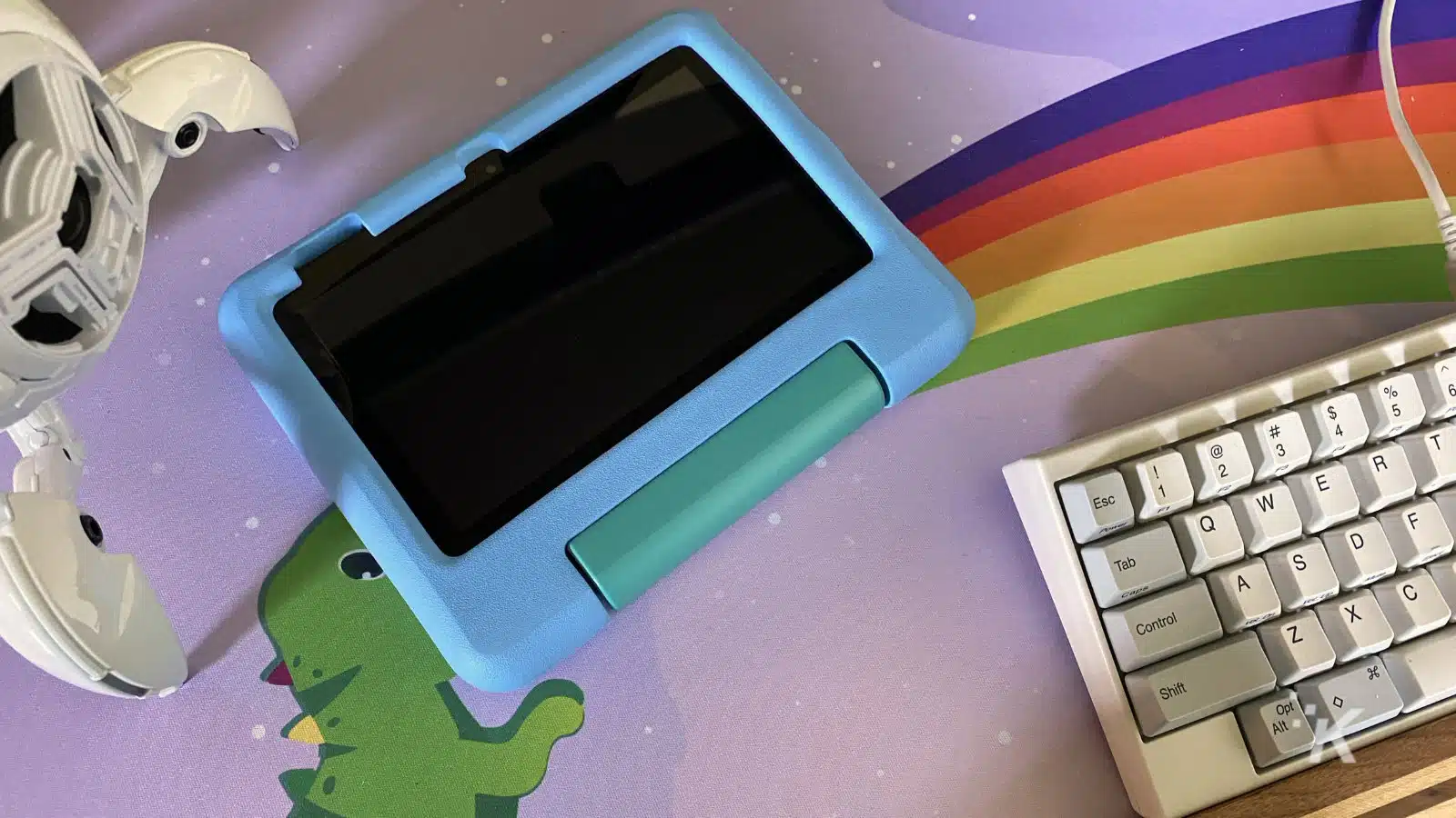 Review: Amazon Fire 7 tablet (2022) | KnowTechie