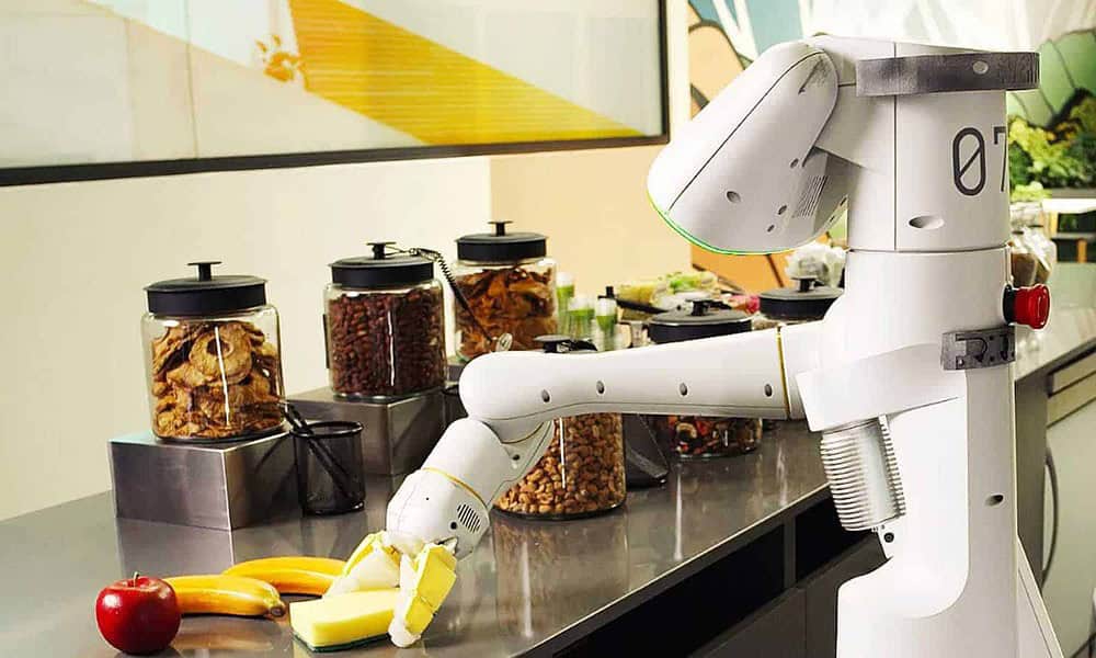 Google shares a first look at its snack-delivery robot | KnowTechie