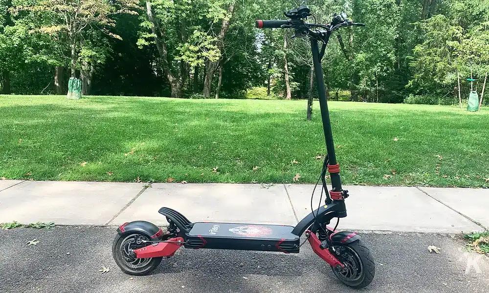 Review: The Eagle One electric scooter by Varla | KnowTechie