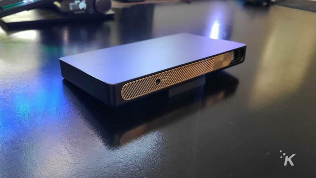 Review: Wemax Go Advanced portable projector