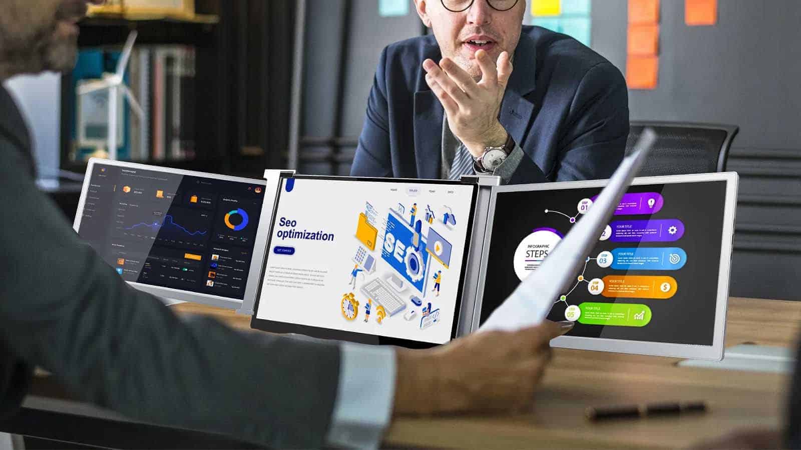 What is the aspect ratio of a laptop with a triple portable monitor?