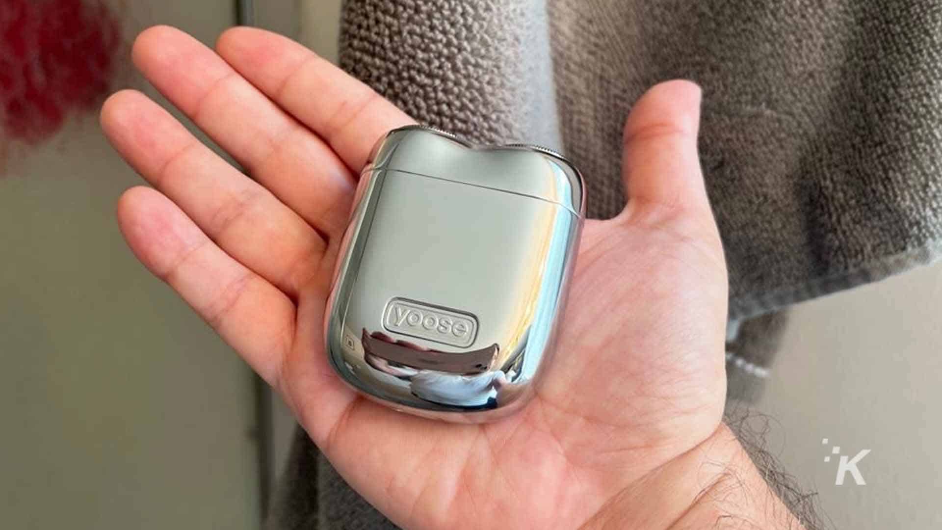 yoose Mini Rotary Shaver: Fits in the palm of your hand | KnowTechie