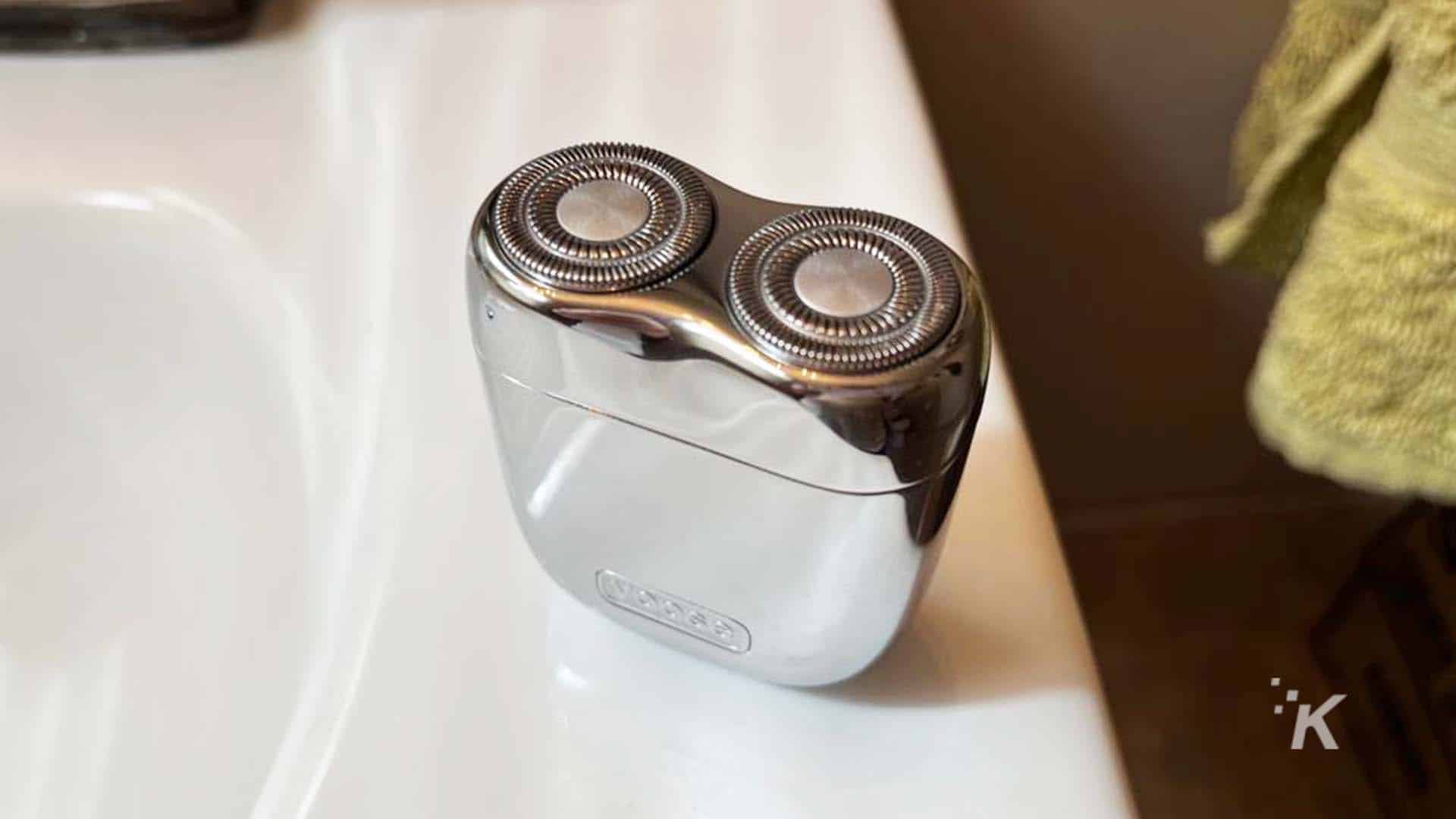 yoose Mini Rotary Shaver: Fits in the palm of your hand | KnowTechie