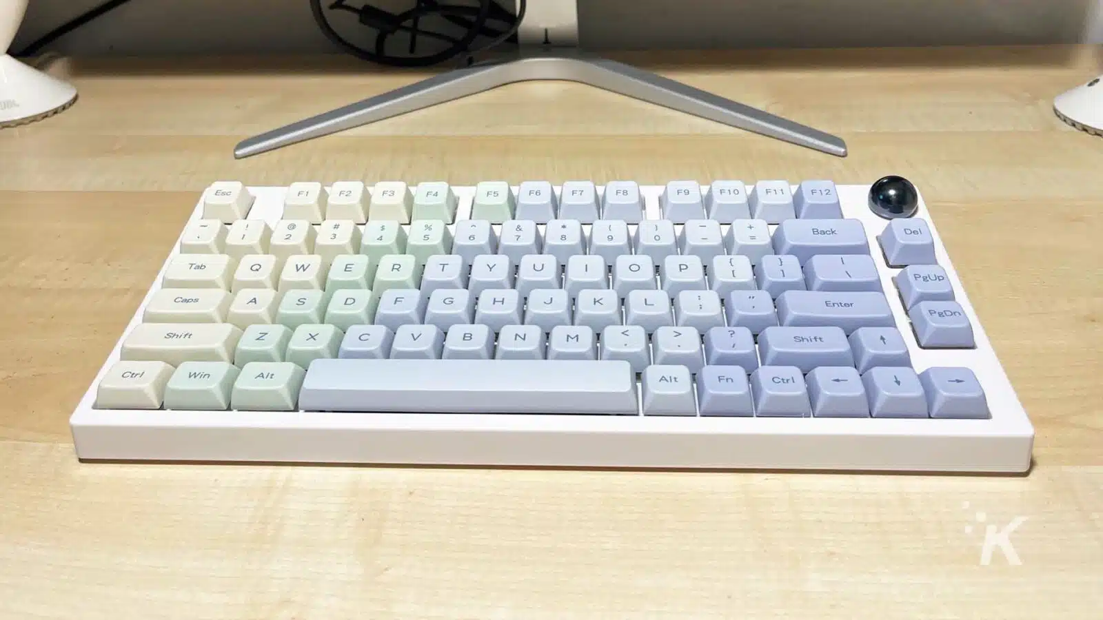 Epomaker TH80 Pro mechanical keyboard: Perfect for casual gaming ...
