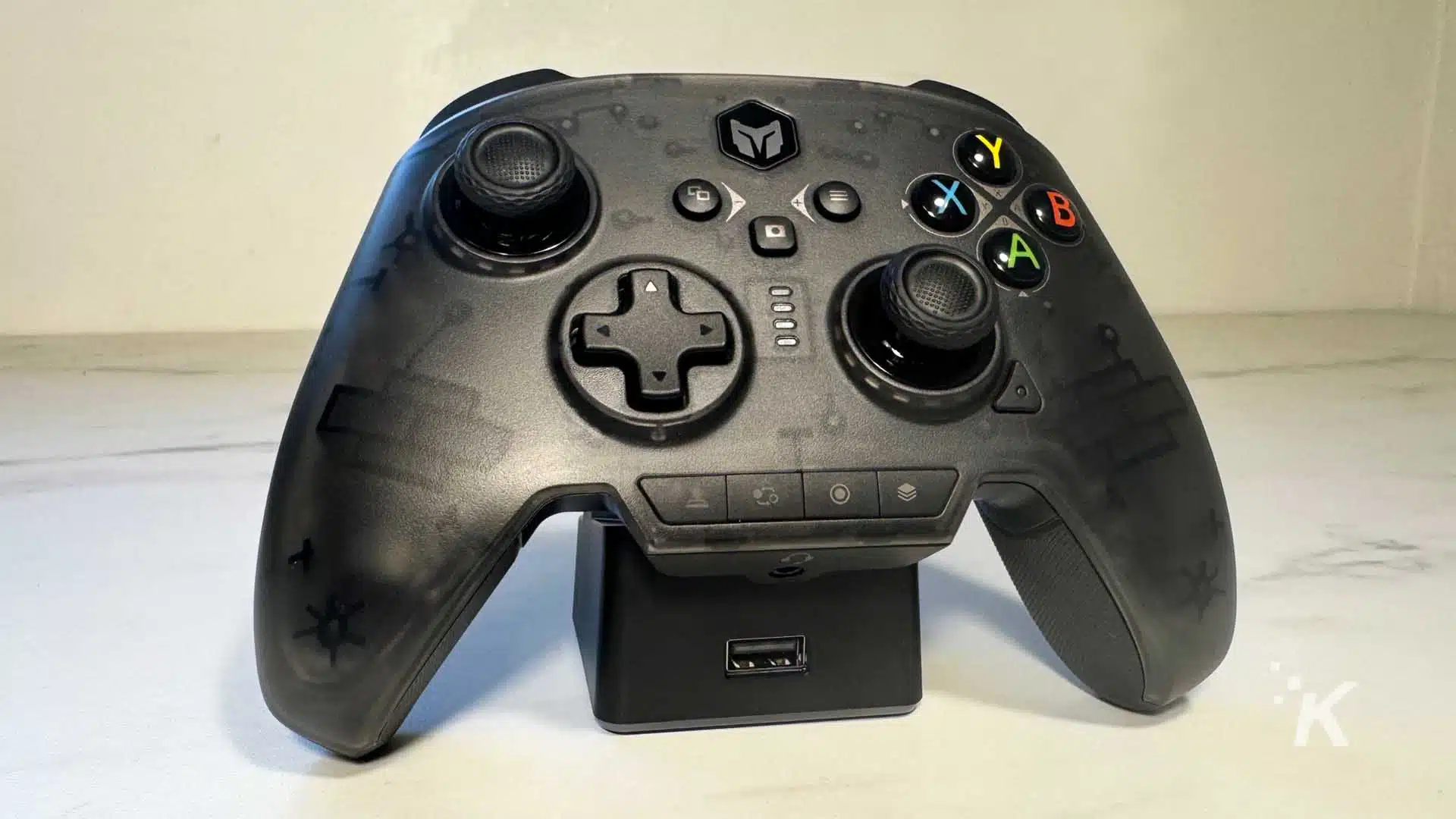 Take gaming to the next level with the Rainbow 2 Pro controller ...