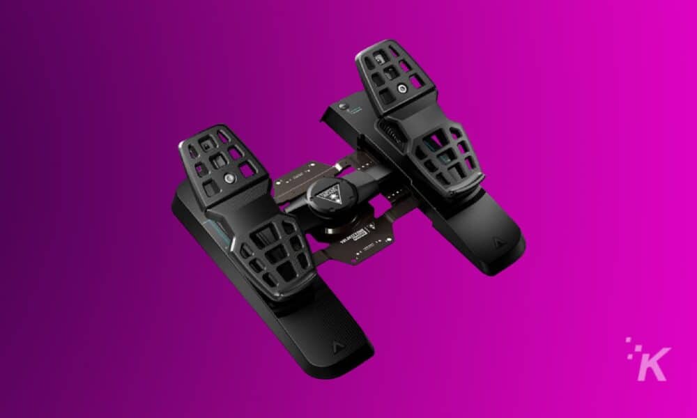 This flight-sim pedals deal steers you into savings | KnowTechie